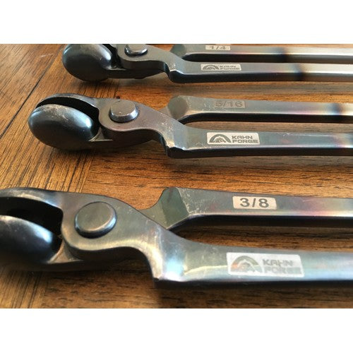 Kahn 16" Round Head Tongs| Northeast Farrier Supply